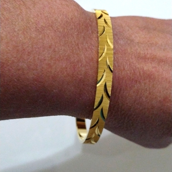 Trifari | Jewelry | Trifari Gold Bangle Bracelet | Poshmark